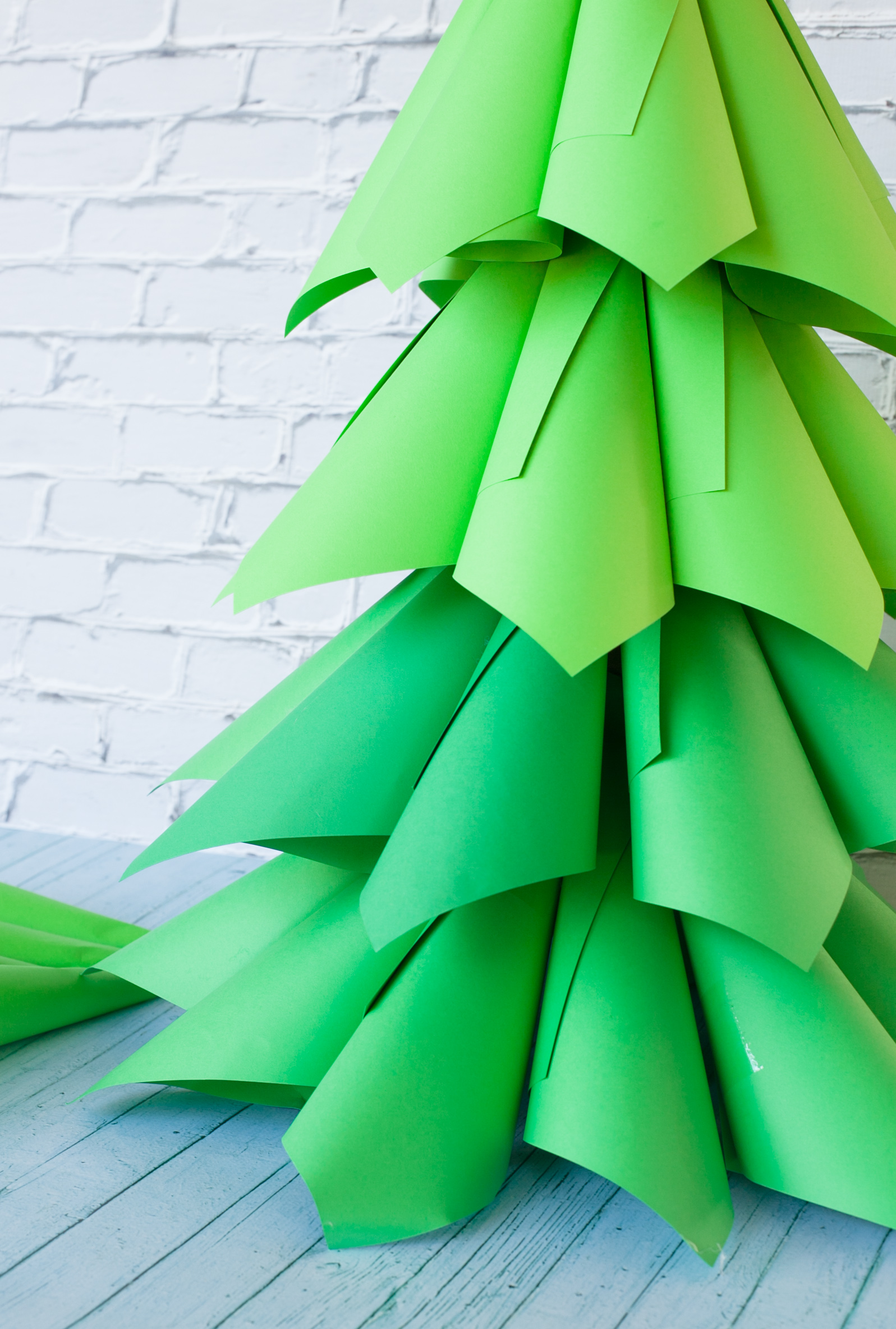 Giant Ombre Paper Cone Christmas Trees A DIY Tutorial And How To 