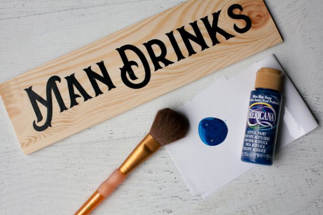 How to Make Wood Signs with Cricut Explore - Frog Prince Paperie