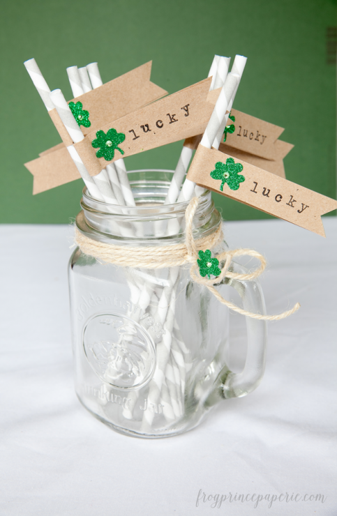 St. Patrick's Day Shamrock Floats and Lucky Straw Flags - Frog Prince ...