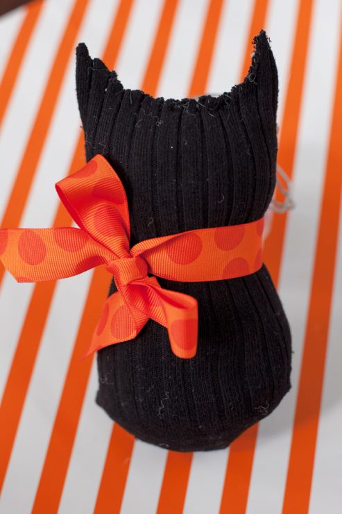 Kids' 15 Minute Halloween Craft: Black Sock Cat - Frog Prince Paperie
